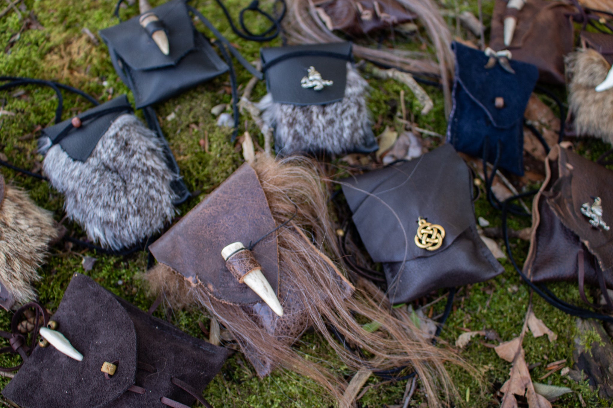 Leather Neck Pouches – Folk Of The Wood